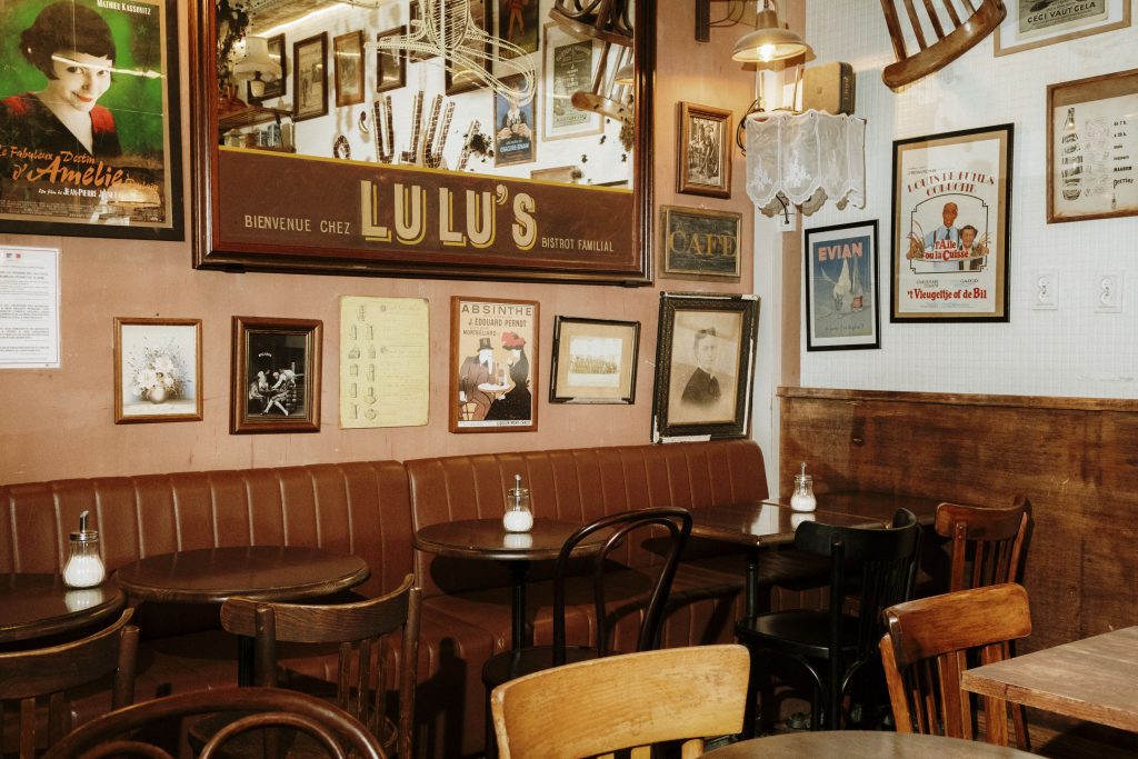 Restaurant Lulus – Petit Café Parisien